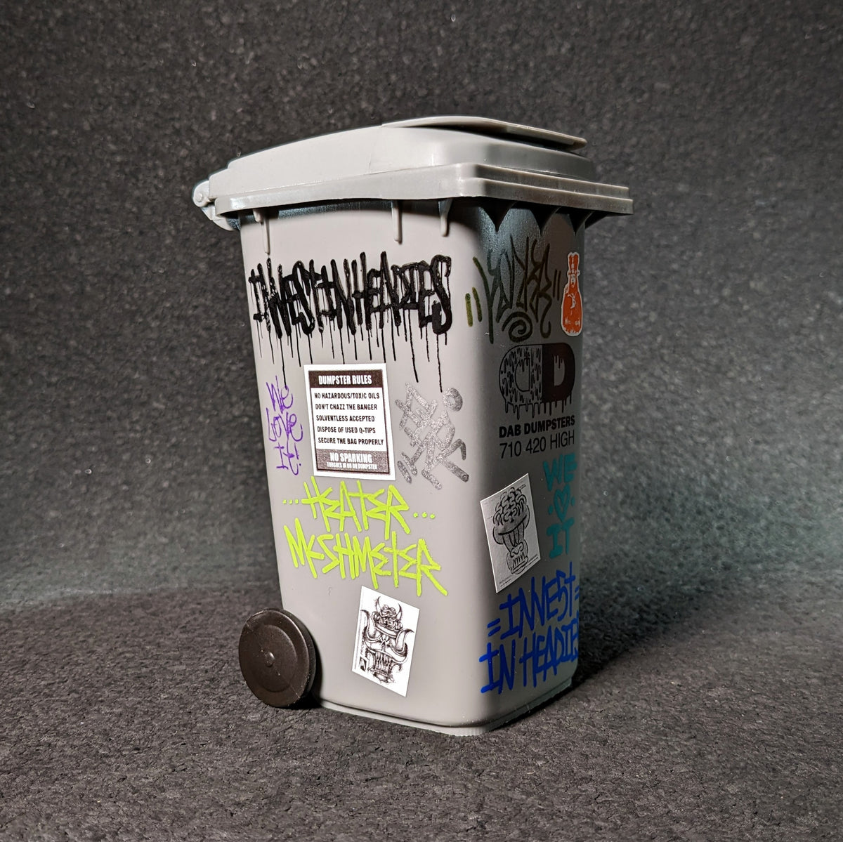 Created 2 Conquer x Dab Dumpsters - Tagged Qtip Bins – Invest in Headies